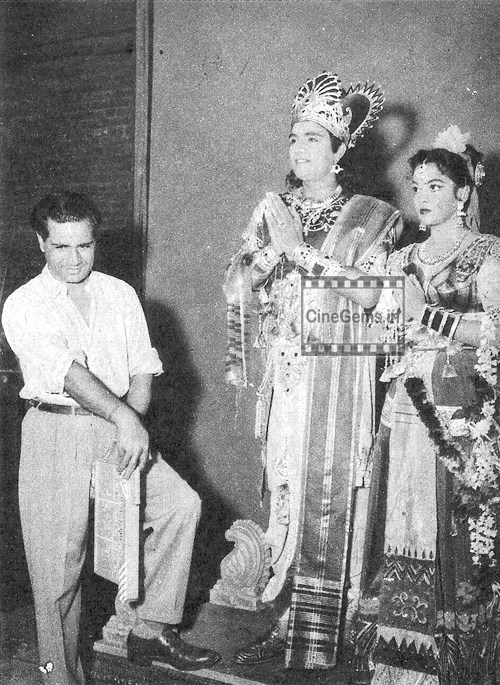 Nalini Jaywant- Rare & Unseen Photos - Bollywoodirect